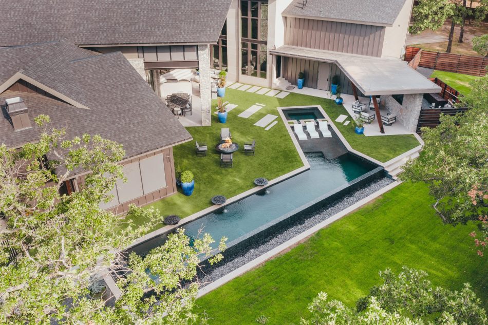 Vanishing Edge -Contemporary - Angular Project - Claffey Pools